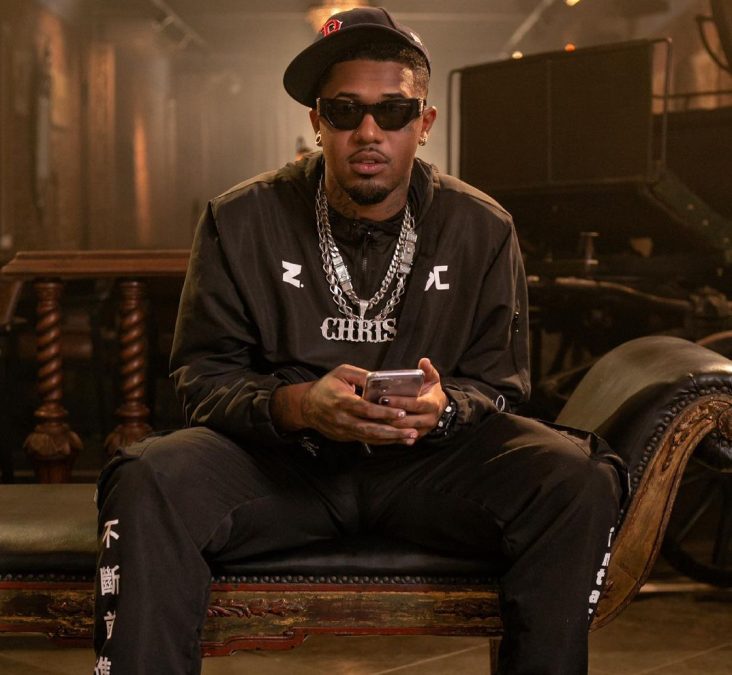 Chris MC lança projeto "Procurando" com Salve Malak e Portugal no Beat