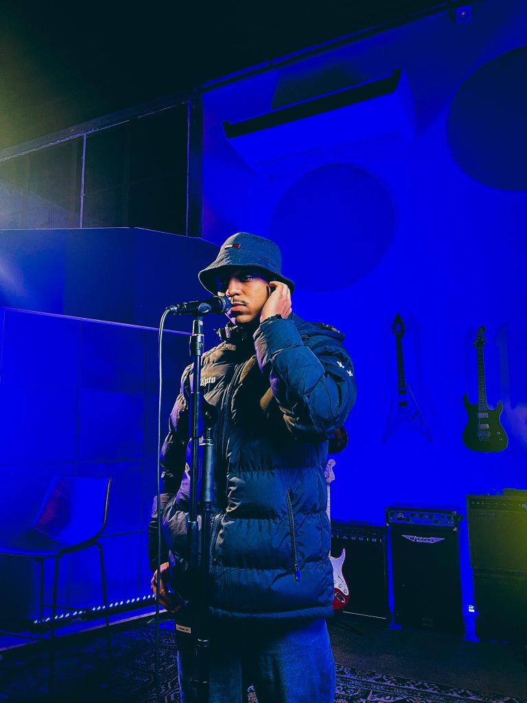 Kyan homenageia sua mãe em faixa de novo álbum - KondZilla